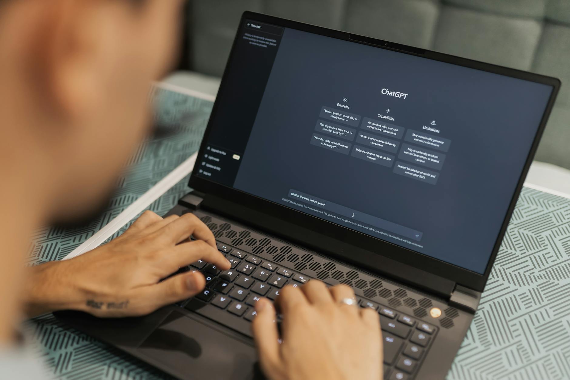 Membuat Prompt ChatGPT dengan Format Role, Task, Format (RTF) - alwin.id